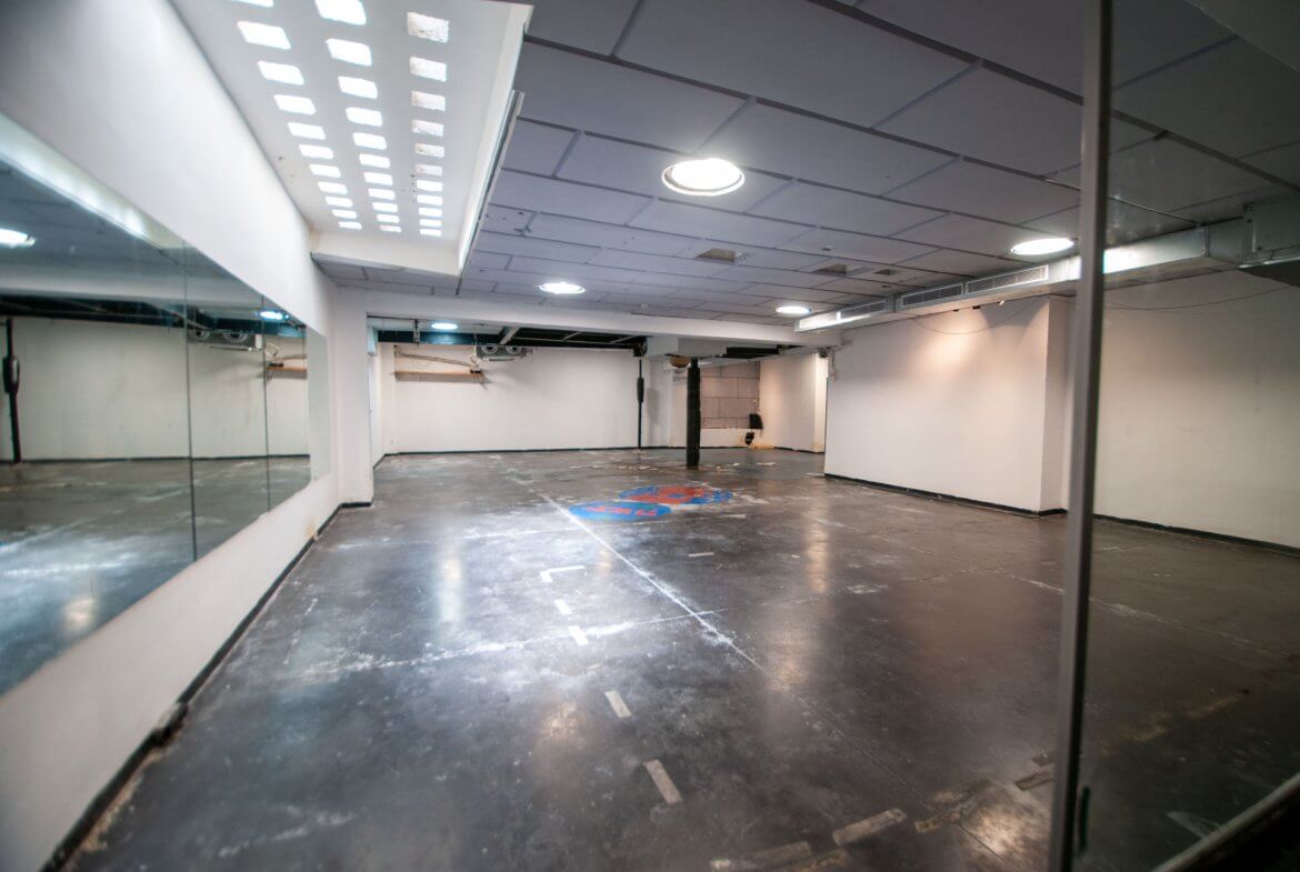 For sale in the heart of Tel Aviv, a few minutes' walk from Rothschild ...
